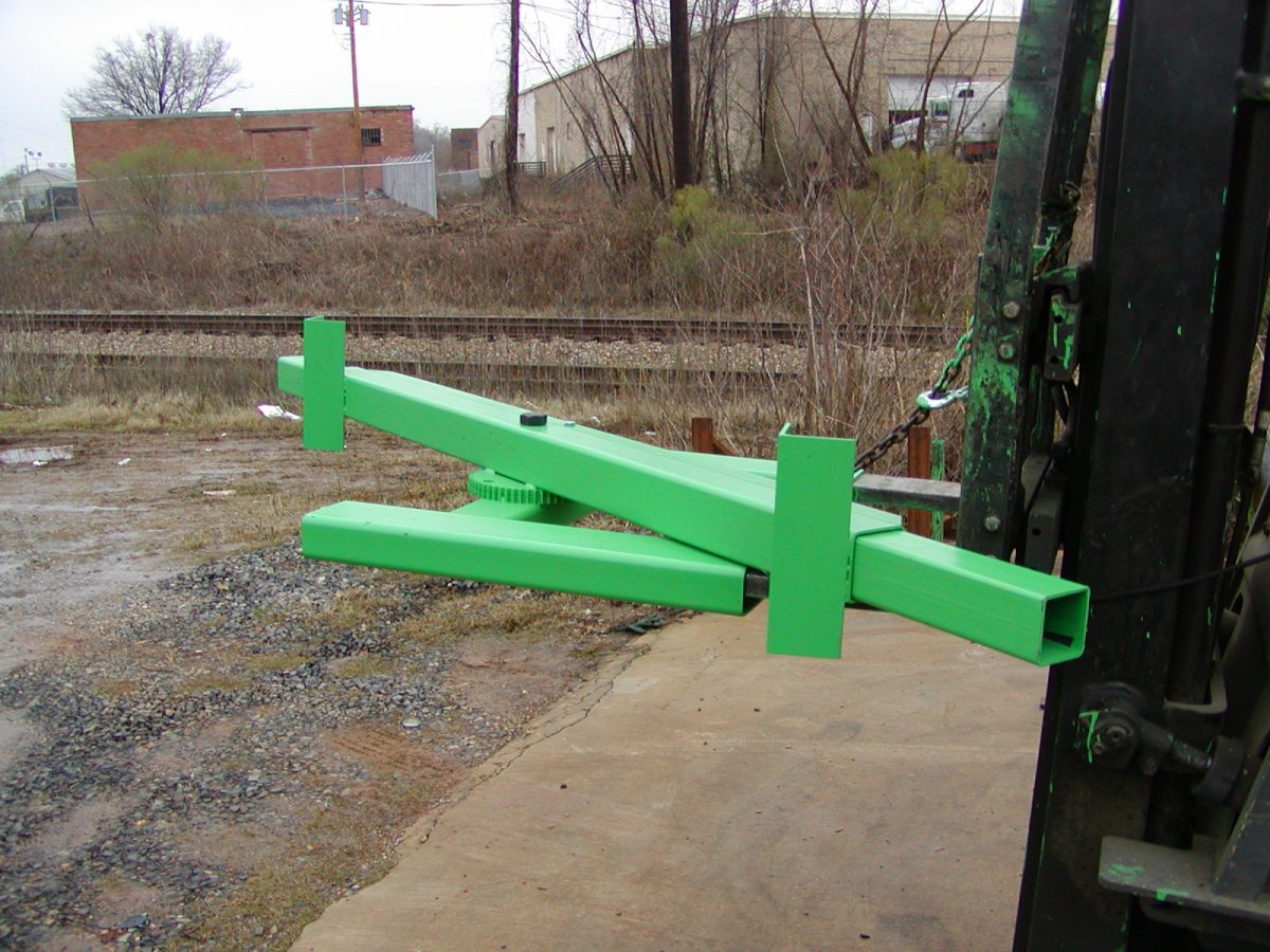 SWIVEL FORKLIFT BAR - Non-Stop Scaffolding